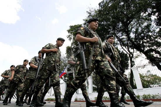 Armed Presidential Security Guards Patrol Premises Editorial Stock ...