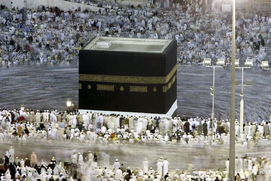 Muslims Pilgrims Circumambulate Kaaba Alharam Sharif Editorial Stock ...