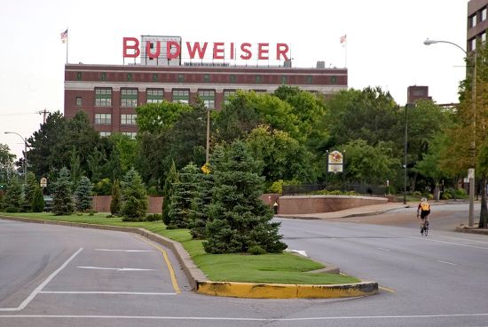 Anheuserbusch Budweiser Brewery St Louis Missouri Editorial Stock Photo ...