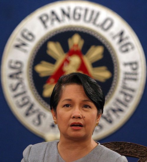 Philippine President Gloria Macapagal Arroyo Delivers Editorial Stock ...