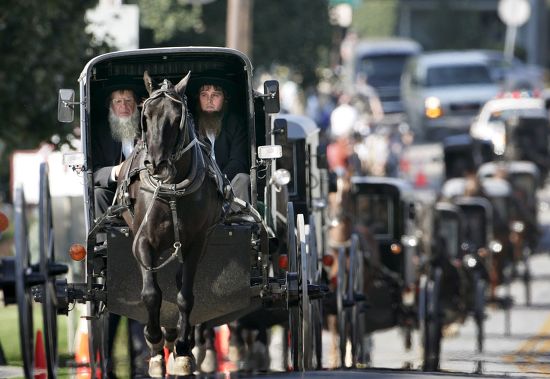 Amish Funeral Procession Makes Way Cemetery Editorial Stock Photo ...