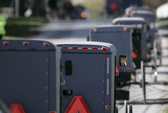 Amish Funeral Procession Makes Way Cemetery Editorial Stock Photo ...
