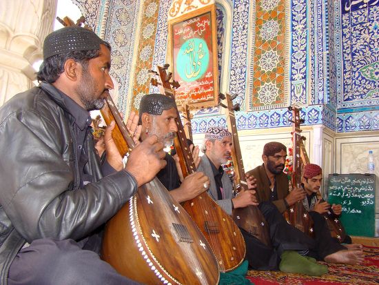Musicians Play Traditional Instruments Tomb Muslim Editorial Stock ...