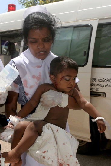 Nurse Rushes Injured Child Kebithigollawa Claymore Editorial Stock ...