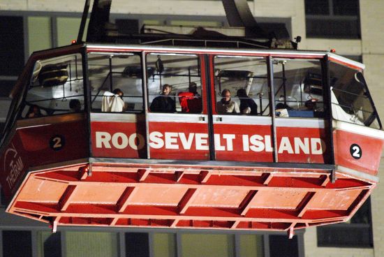 Commuters Trapped Cable Car On Roosevelt Editorial Stock Photo - Stock ...