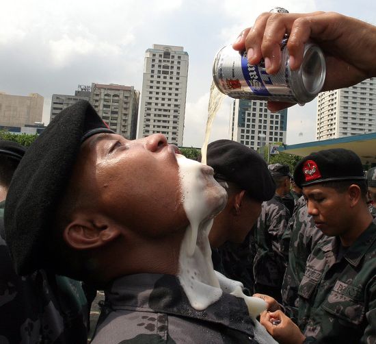 Filipino Policewoman Who Completed Commando Course Editorial Stock ...