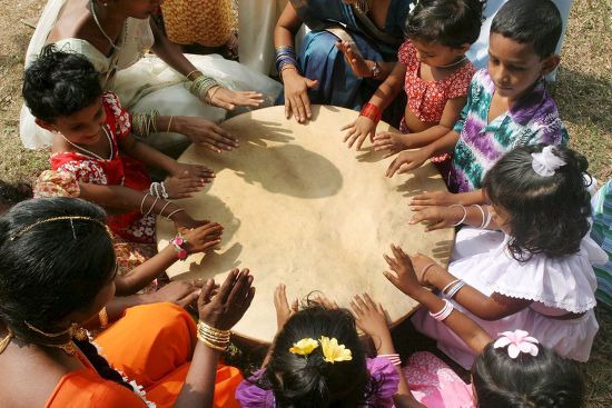 Sri Lankan Children Play Rabana Drum Editorial Stock Photo - Stock ...