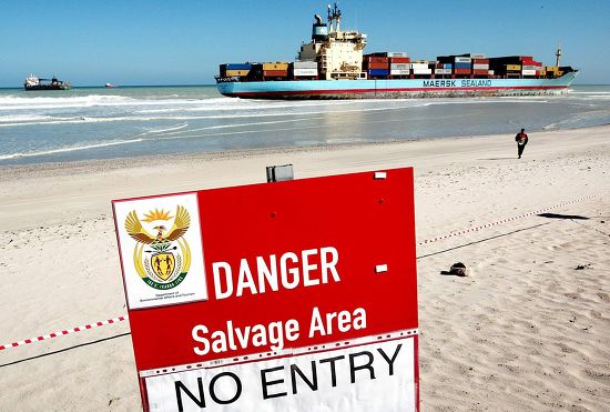 Usflagged Vessel Sealand Express Owned By Editorial Stock Photo - Stock ...