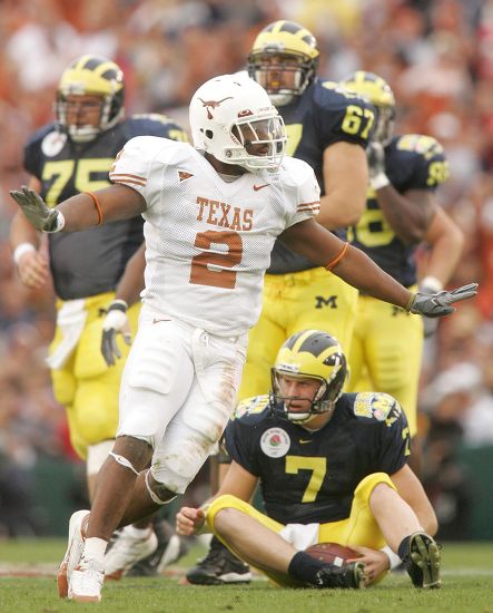 Texas Longhorns Aaron Harris L Celebrates Editorial Stock Photo - Stock ...