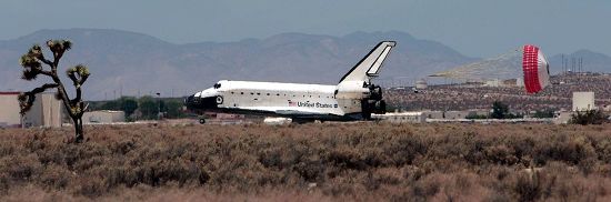 Space Shuttle Atlantis Parachute Deploys After Editorial Stock Photo ...