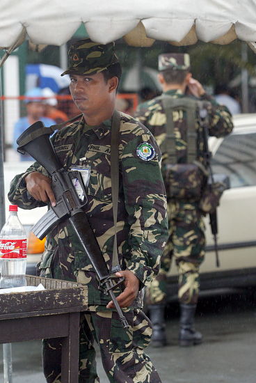 Filipino Soldier Armed M16 Rifle Secure Editorial Stock Photo - Stock ...