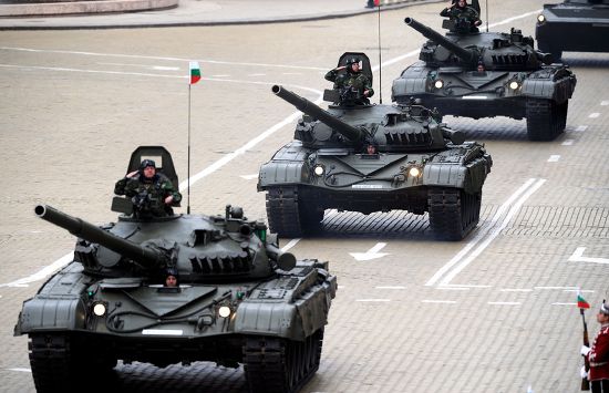 Bulgarian Army Tanks T72 Unit Takes Editorial Stock Photo - Stock Image ...