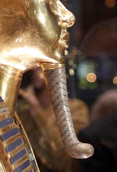 Detail Golden Mask King Tutankhamun Displayed Editorial Stock Photo ...