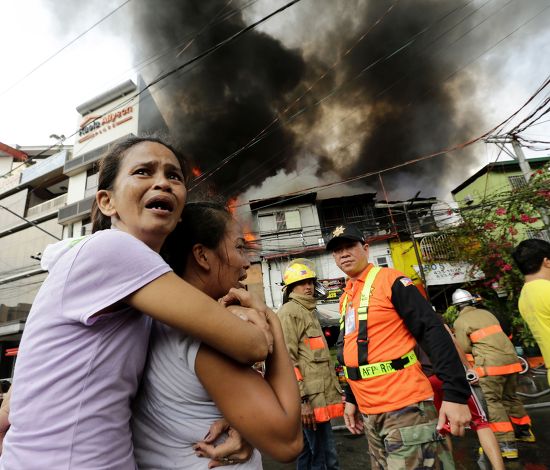 Filipino Fire Victims React While Their Editorial Stock Photo - Stock ...