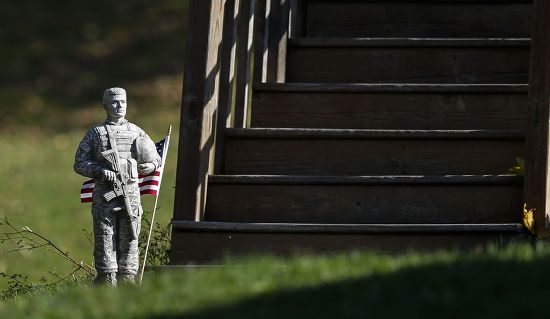 Soldier Statue Stands By Steps Leading Editorial Stock Photo - Stock ...