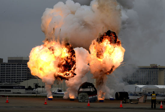 Explosures Near Airplane Nose Silage Starts Editorial Stock Photo ...