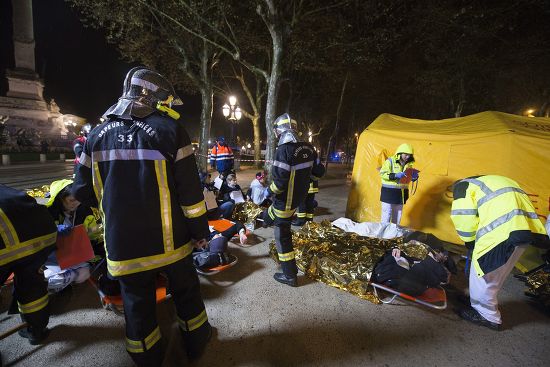 Members French Fire Service Attend Exercise Editorial Stock Photo ...