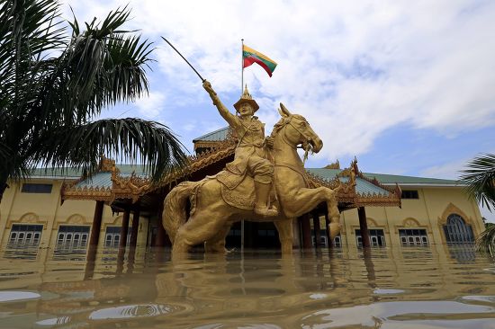 Kale City Hall Stands Flooded Kale Editorial Stock Photo - Stock Image ...