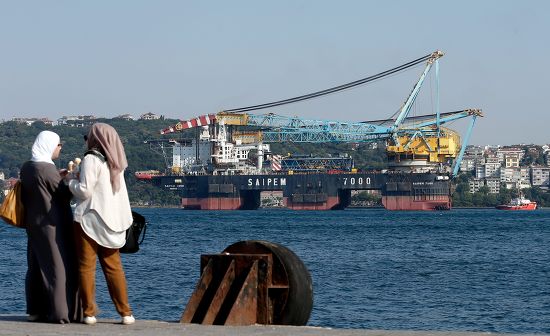 Pipelay Vessel Saipem 7000 Passes Through Editorial Stock Photo - Stock ...