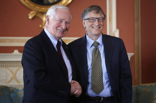 Microsoft Cofounder Philanthropist Bill Gates R Editorial Stock Photo ...