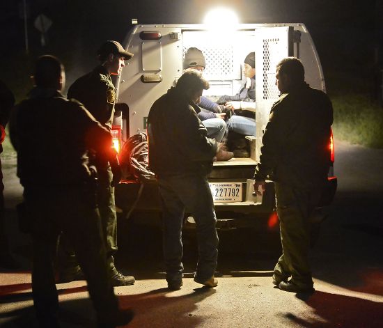 United States Border Patrol Agents Search Editorial Stock Photo - Stock ...