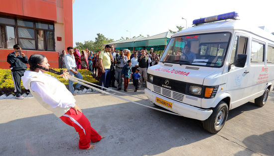 Indian Rani Raikwar 31 Pulls Ambulance Editorial Stock Photo - Stock ...