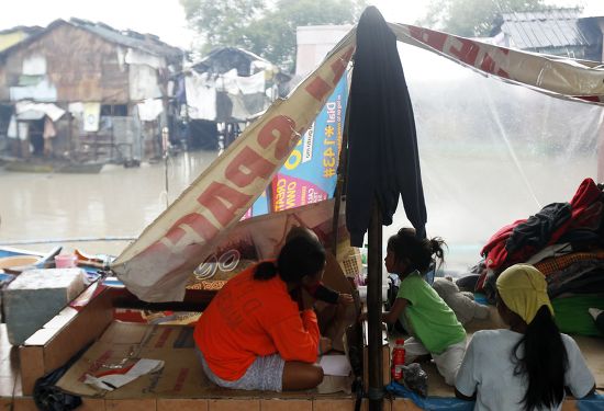 Filipino Residents Rest On Makeshift Tent Editorial Stock Photo - Stock ...