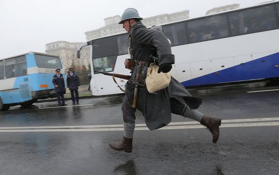 Romanian Man Dressed Wwi Uniform Sprints Editorial Stock Photo - Stock ...