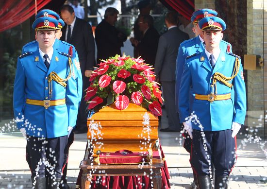 Ceremonial Guards Honour Flank Either Side Editorial Stock Photo ...