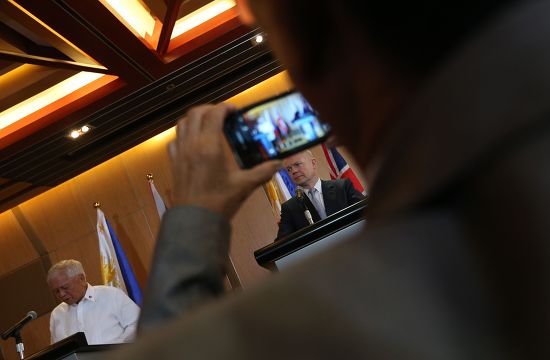 Filipino Reporter Takes Pistures British First Editorial Stock Photo ...