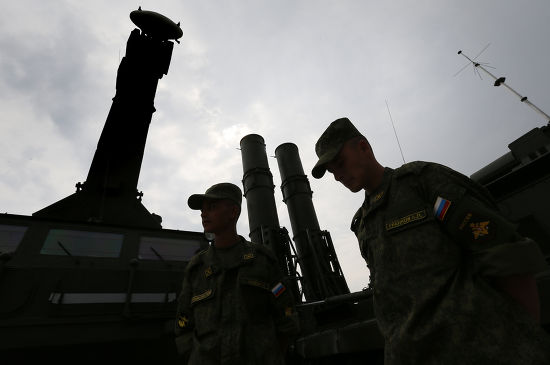 Russian Soldiers Stand Guard Near Russian Editorial Stock Photo - Stock Image | Shutterstock
