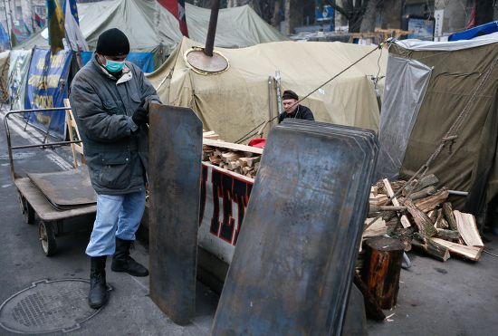 Protesters Make Homemade Shields Resisting Riot Editorial Stock Photo ...