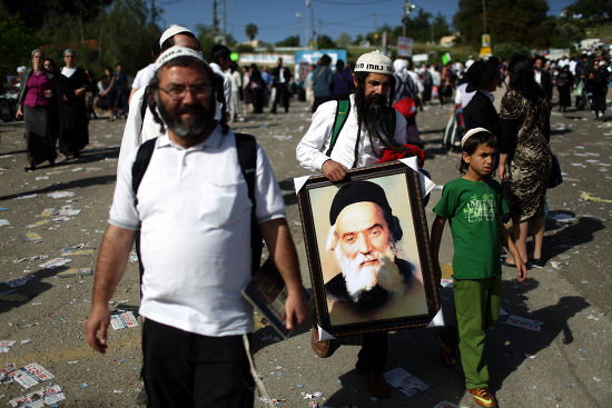 Ultraorthodox Jewish Carry Portrait Rabbi Israel Editorial Stock Photo ...