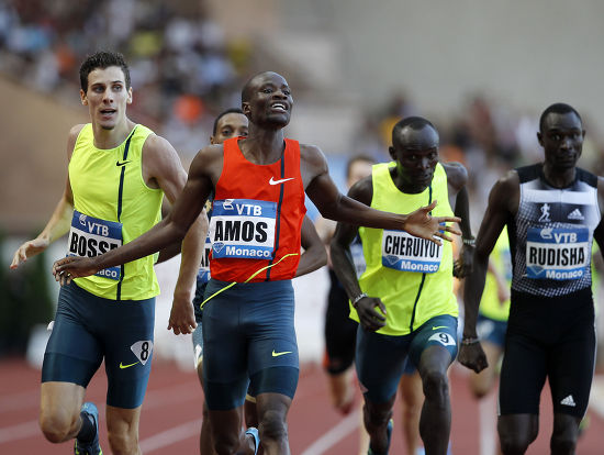 Nijel Amos Motswana Crosses Finish Line Editorial Stock Photo - Stock ...