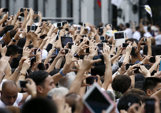 Filipino Use Their Mobile Phones Take Editorial Stock Photo - Stock ...