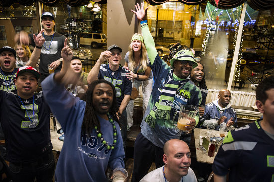 Seattle Seahawk Fans Celebrate Their Teams Editorial Stock Photo ...
