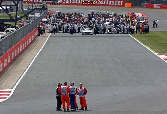 Marshals Discuss Front Mechanics Prepare Race Editorial Stock Photo ...