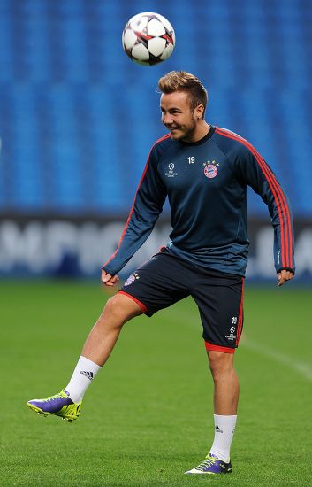 Bayern Munichs Mario Goetze Controls Ball Editorial Stock Photo - Stock ...