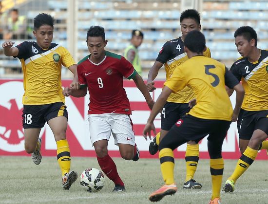 Muchlis Hadi Ning C Indonesia Yura Editorial Stock Photo - Stock Image ...