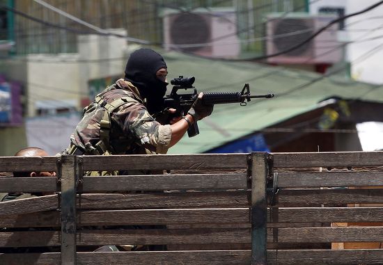 Filipino Army Fires His M16 Rifle Editorial Stock Photo - Stock Image ...