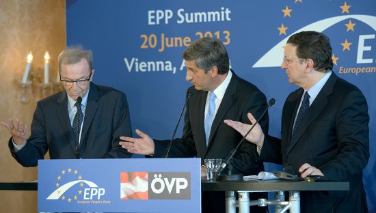 Lr Epp President Wilfried Martens Austrian Editorial Stock Photo ...