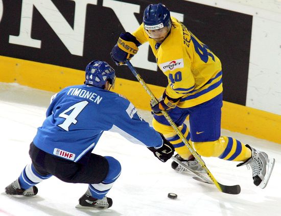 Finish Kimmo Timonen L Fights Puck Editorial Stock Photo - Stock Image ...