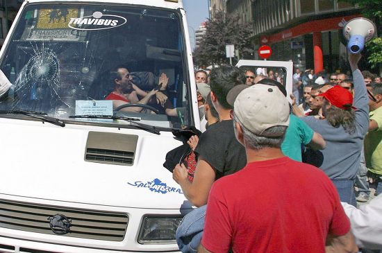 Shipyard Workers Argue School Bus Driver Editorial Stock Photo - Stock ...