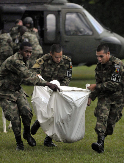 Colombian Soldiers Move One Ten Bodies Editorial Stock Photo - Stock ...