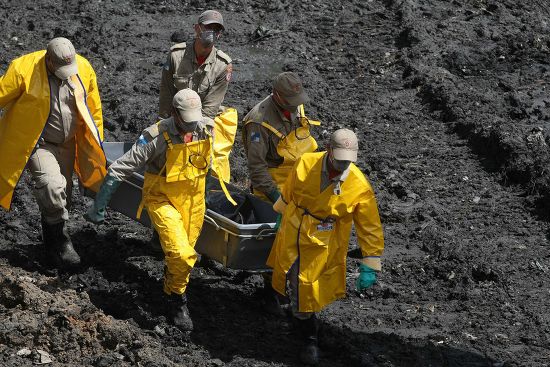 Members Fire Men Rescue Team Move Editorial Stock Photo - Stock Image ...