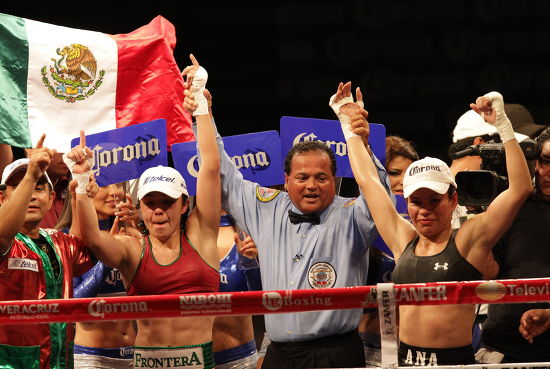Mexican Boxers Wbc Female Super Bantamweight Editorial Stock Photo ...