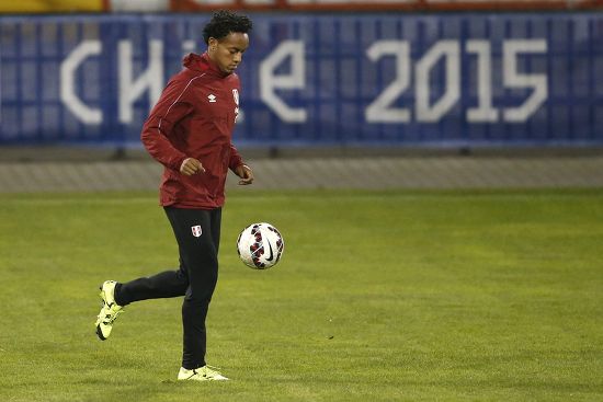 Peru Player Andre Carrillo During Training Editorial Stock Photo ...