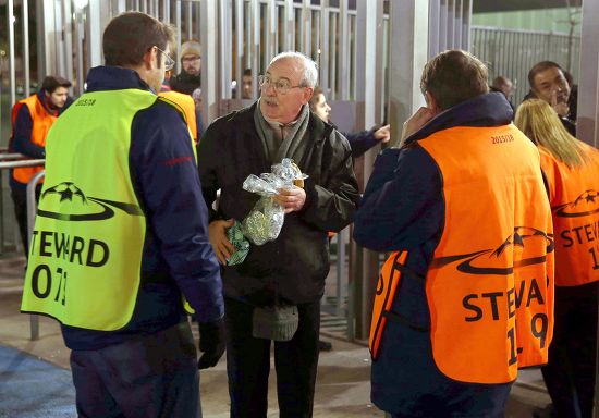 Spectators Pass Through Security Check They Editorial Stock Photo ...