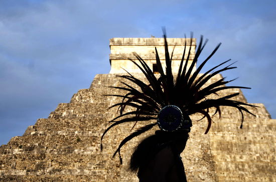 Indigenous Man Looks Kukulkan Pyramid Takes Editorial Stock Photo ...