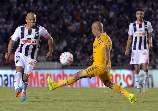 Monterrey Socer Team Player Humberto Suazo Editorial Stock Photo ...